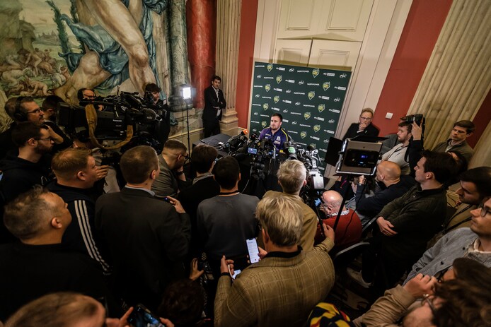 Nieuw huis met zwembad en de meeste gezochte sporter op Google: het ...