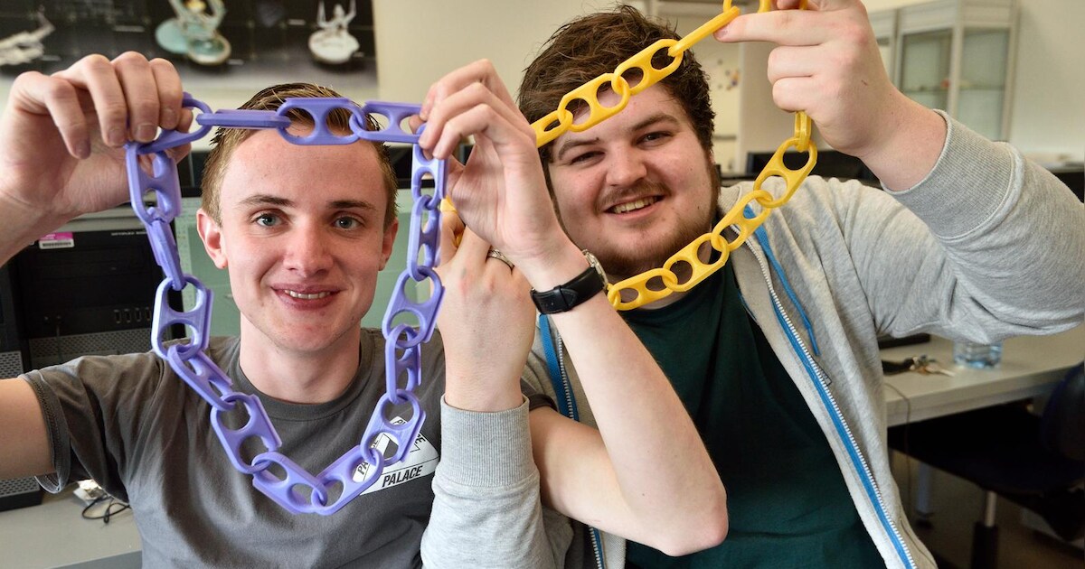 Scholieren smeden megaketting voor feest rond Michiel de Ruyter ...