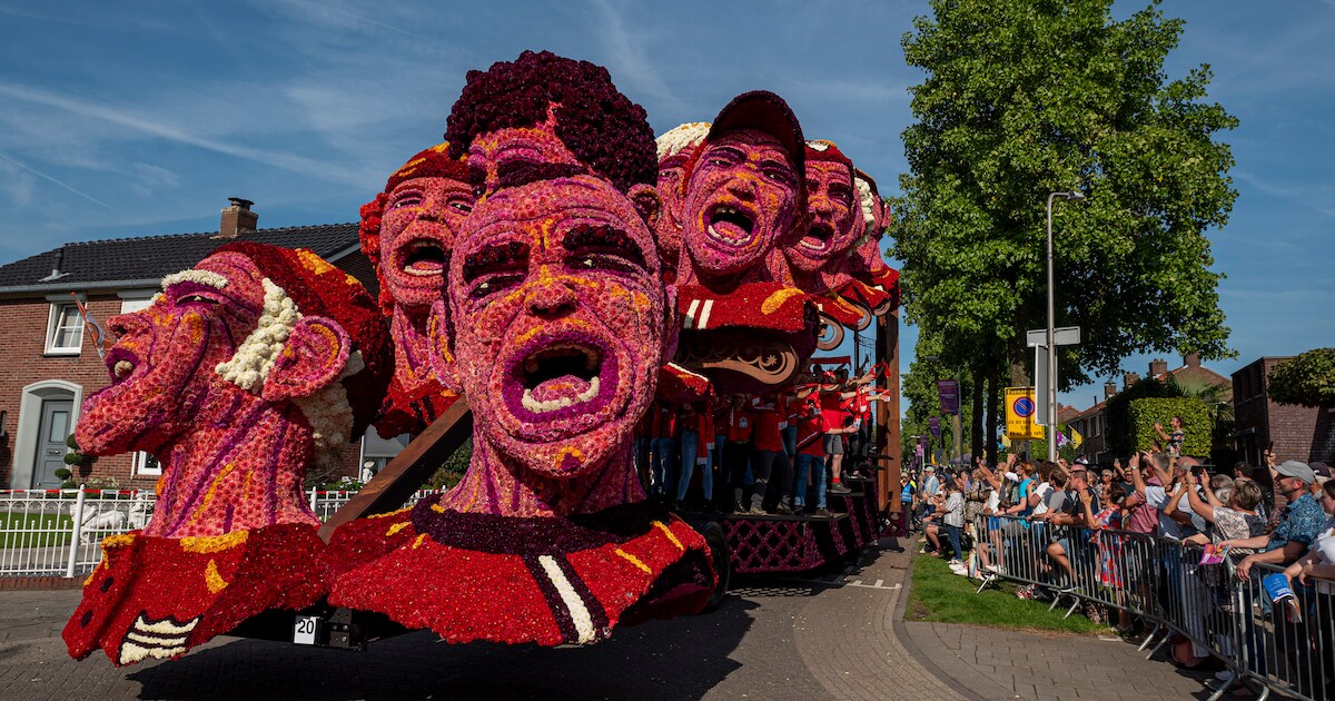 Koninklijk bezoek voor corsowagens Zundert, tot grote verrassing van de ...