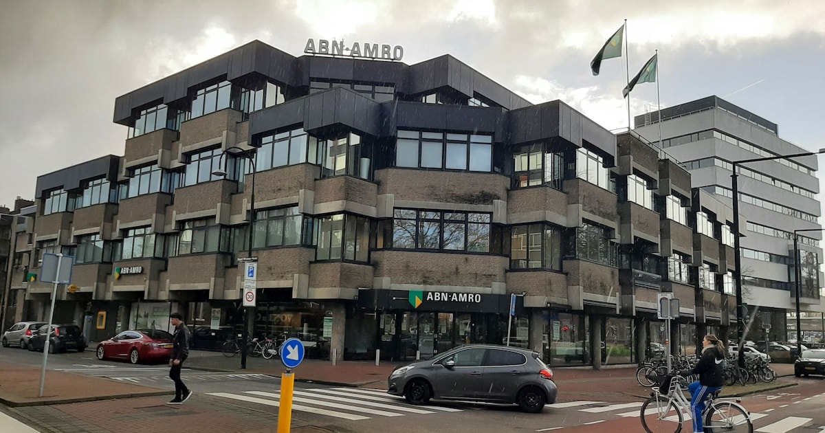 ABN AMRO verkoopt Dordts hoofdkantoor voor woningbouw | Regio | AD.nl