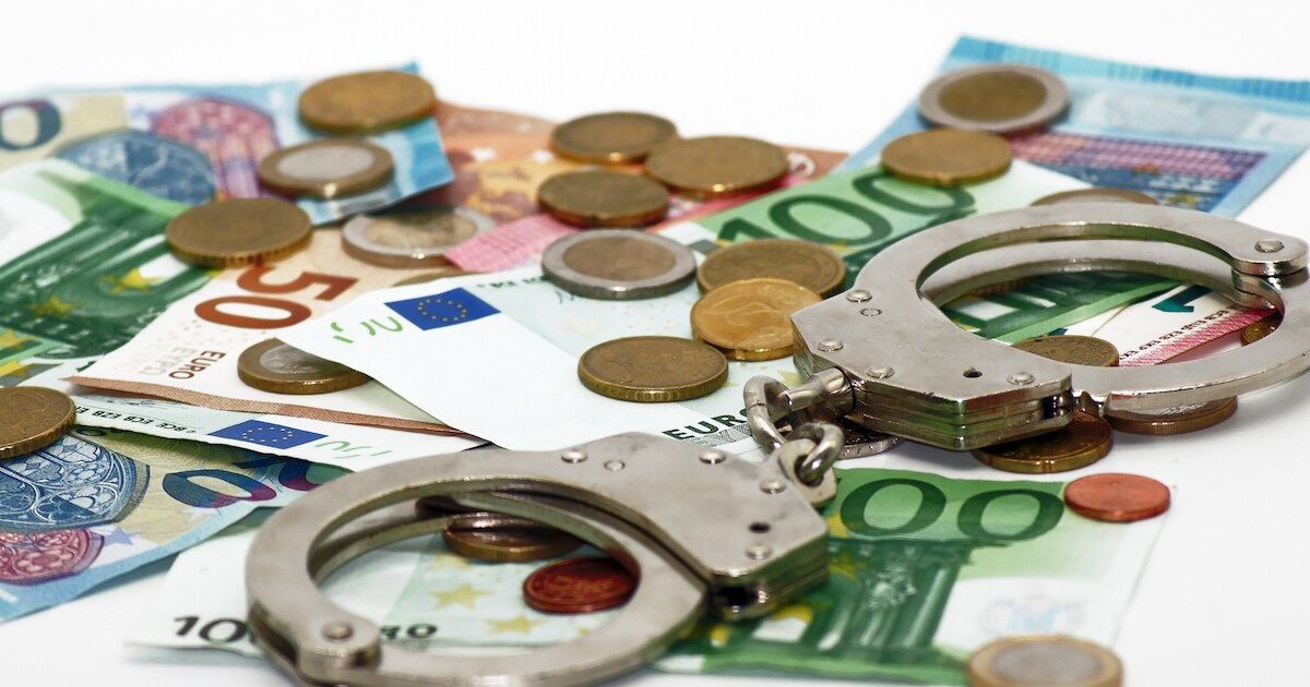 Vier mannen door de FIOD gerarresteerd op verdenking van ...