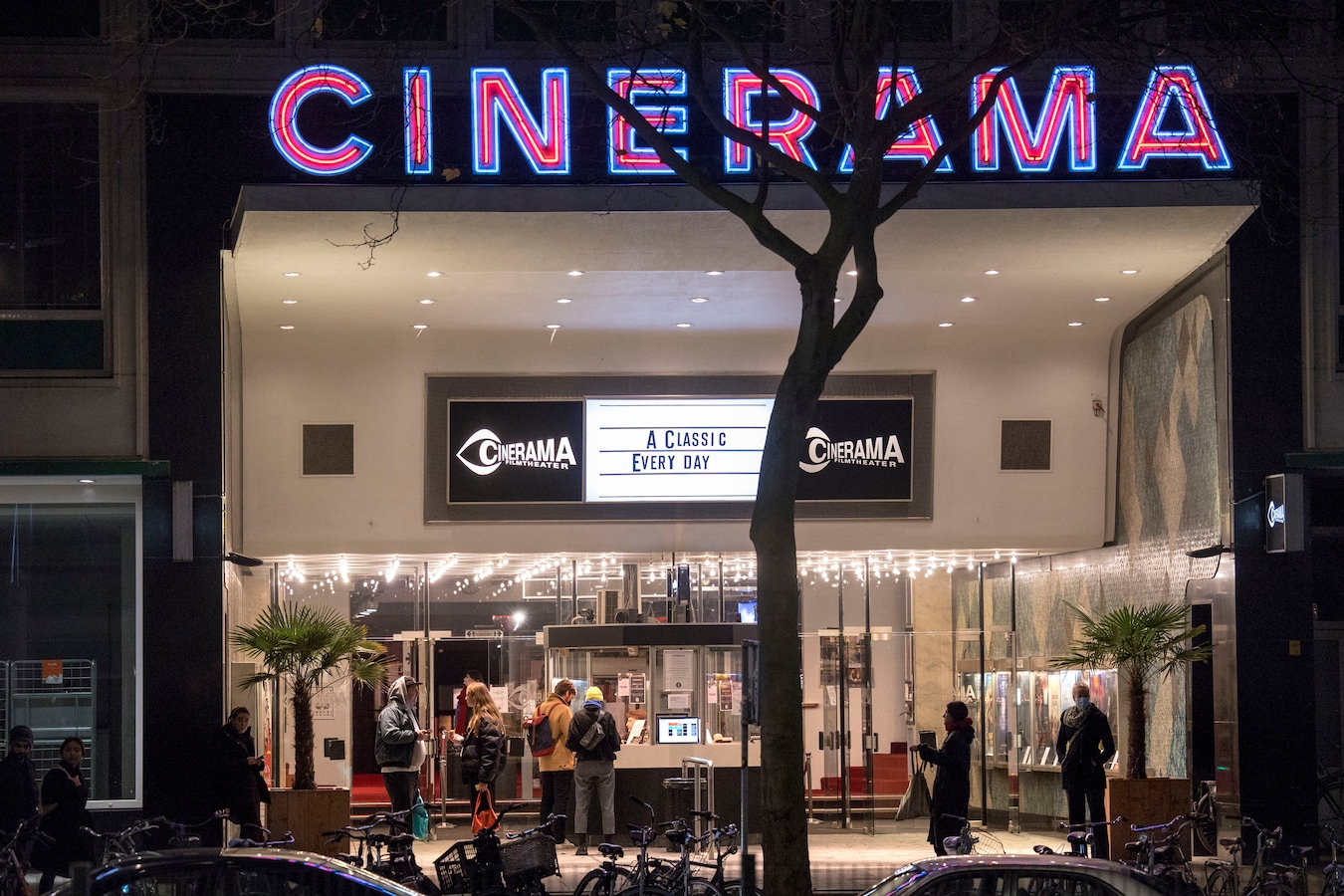 Hoe het knusse Cinerama inzet werd van een strijd tussen twee ...