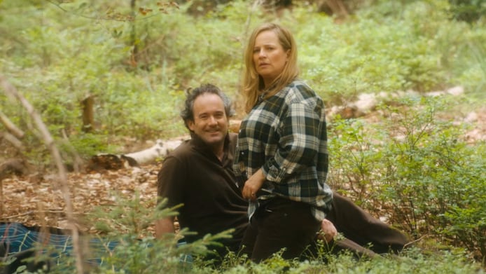 Het ‘jonge reetje’ van Martin en Roelien betrapt in de bosjes: vijf ...