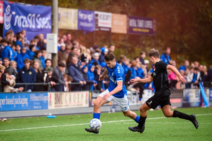 Blauw tegen rood is nu ook een begrip in Soest: ‘Onbeschrijflijk als je ...