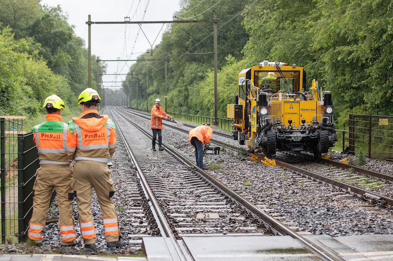 ProRail: alleen nog minimaal onderhoud aan het spoor vanaf 2026, geen ...