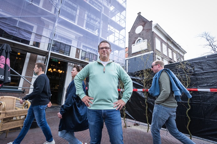 Vier zaken blijven nog dicht na grote brand Delft, andere weer open ...