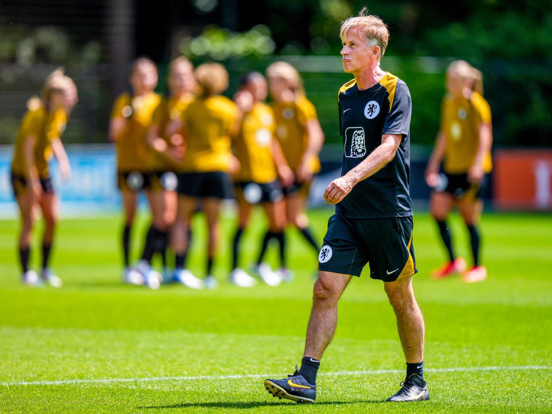 16,7 miljoen volgers, maar nul minuten speeltijd: waarom Alisha Lehmann ...