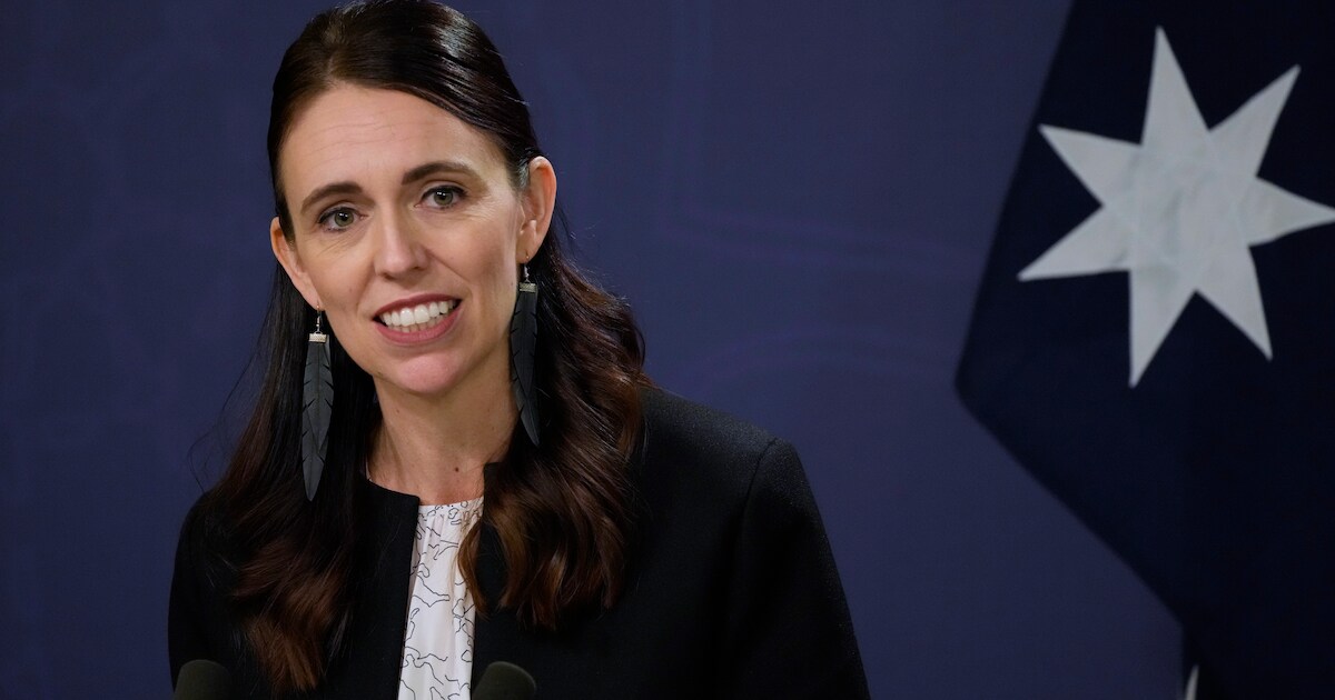 Nieuw-Zeelandse premier Jacinda Ardern kondigt plotseling haar vertrek ...