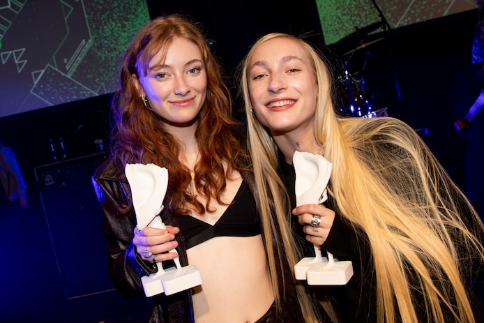 Vriendinnen S10 en Froukje opnieuw samen studio in gedoken | Show | AD.nl