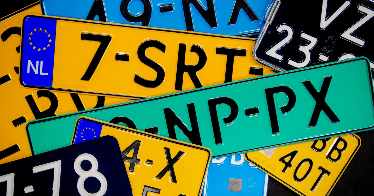 Wat betekent een W of een M op een nummerbord: een kenteken bevat veel ...