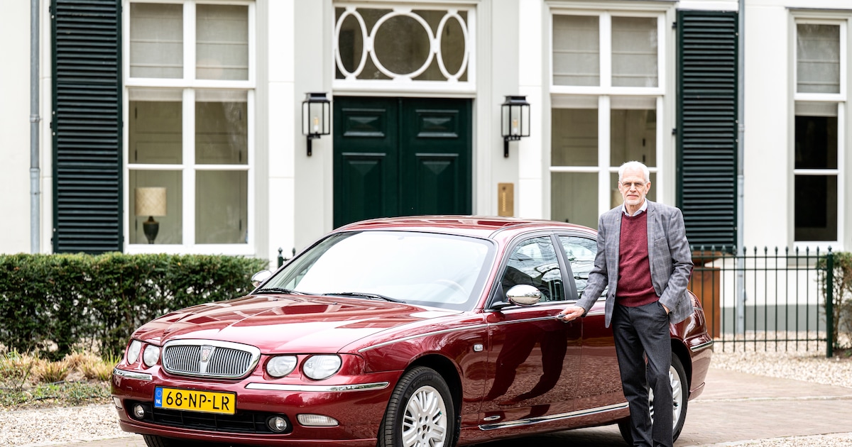 Bauke is dol op Engelse auto’s en vooral zijn Rover 75: ‘Dat beige ...