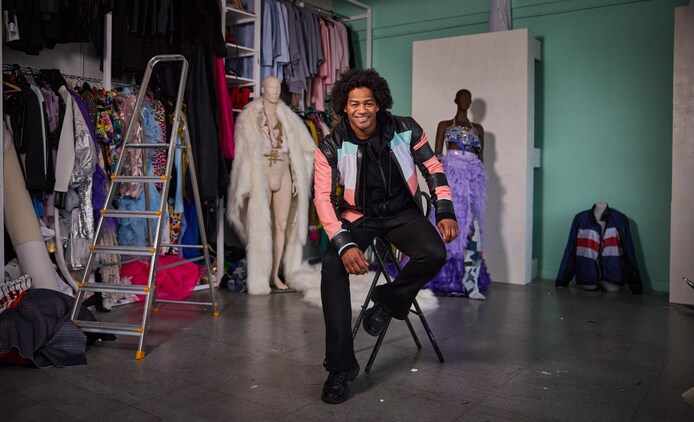 Toen hij 4 jaar was, wist Odair al dat hij modeontwerper zou worden ...