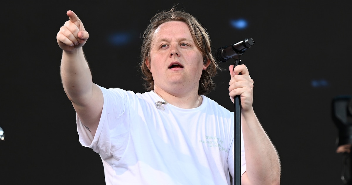 Zanger Lewis Capaldi merkt verbetering gezondheid door rustpauze | Show ...
