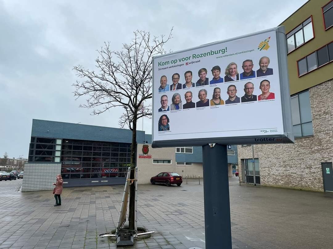 Foutje met verkiezingsbord: stadsdelen worden door elkaar gehaald ...