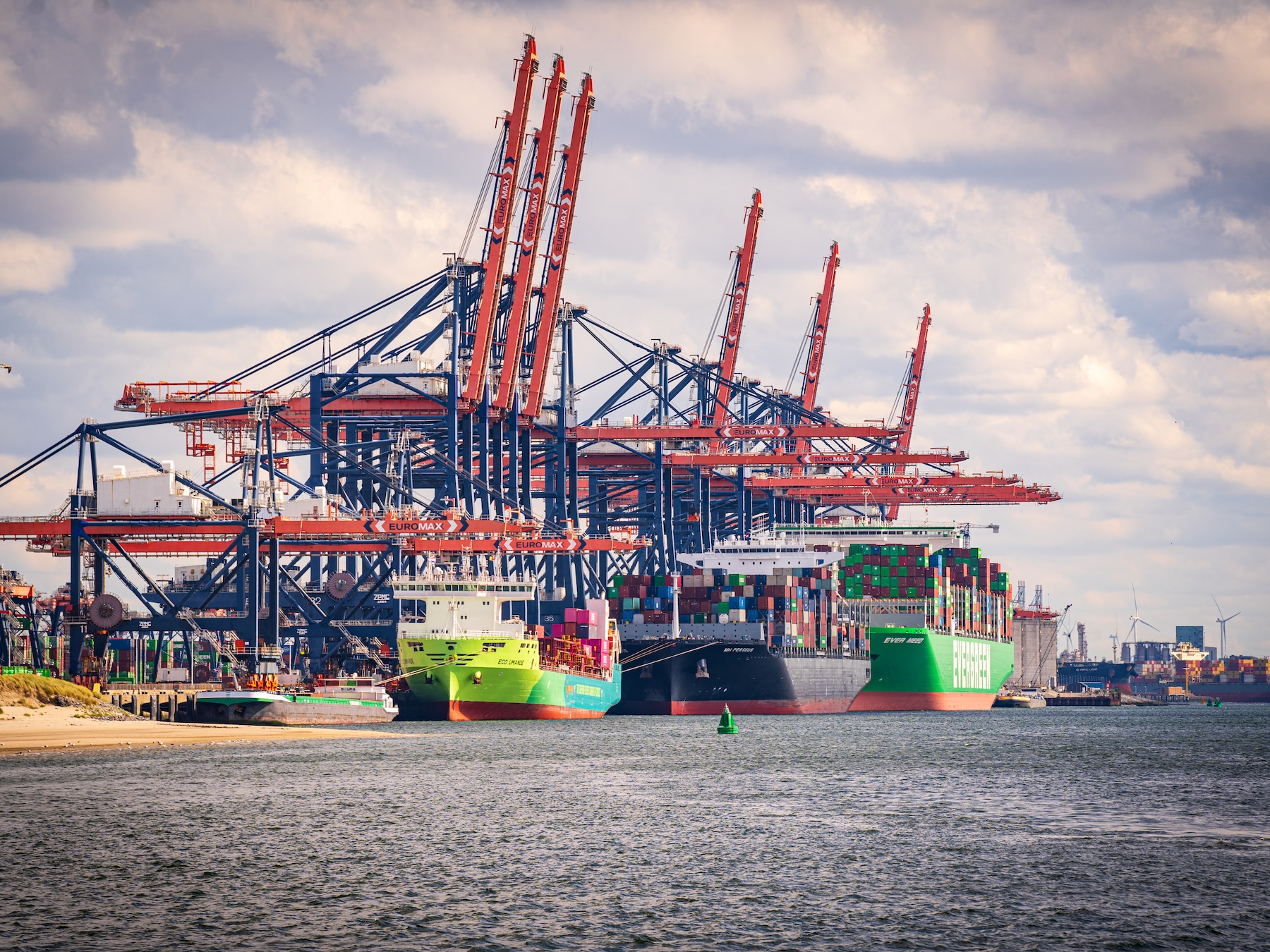 Smeekbede kopstukken industrie aan kabinet: ‘Het is niet 5 voor, maar 5 ...