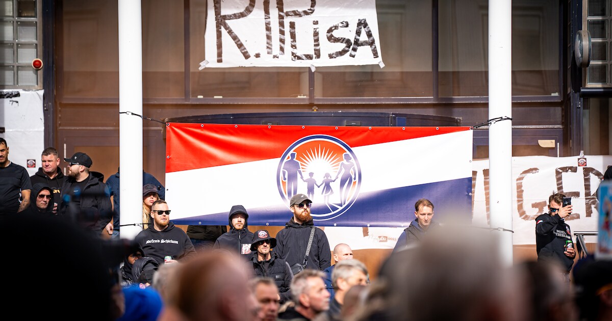 Hollandse hits, Prinsenvlag en ‘RIP Lisa’: politiemacht houdt voor- en ...