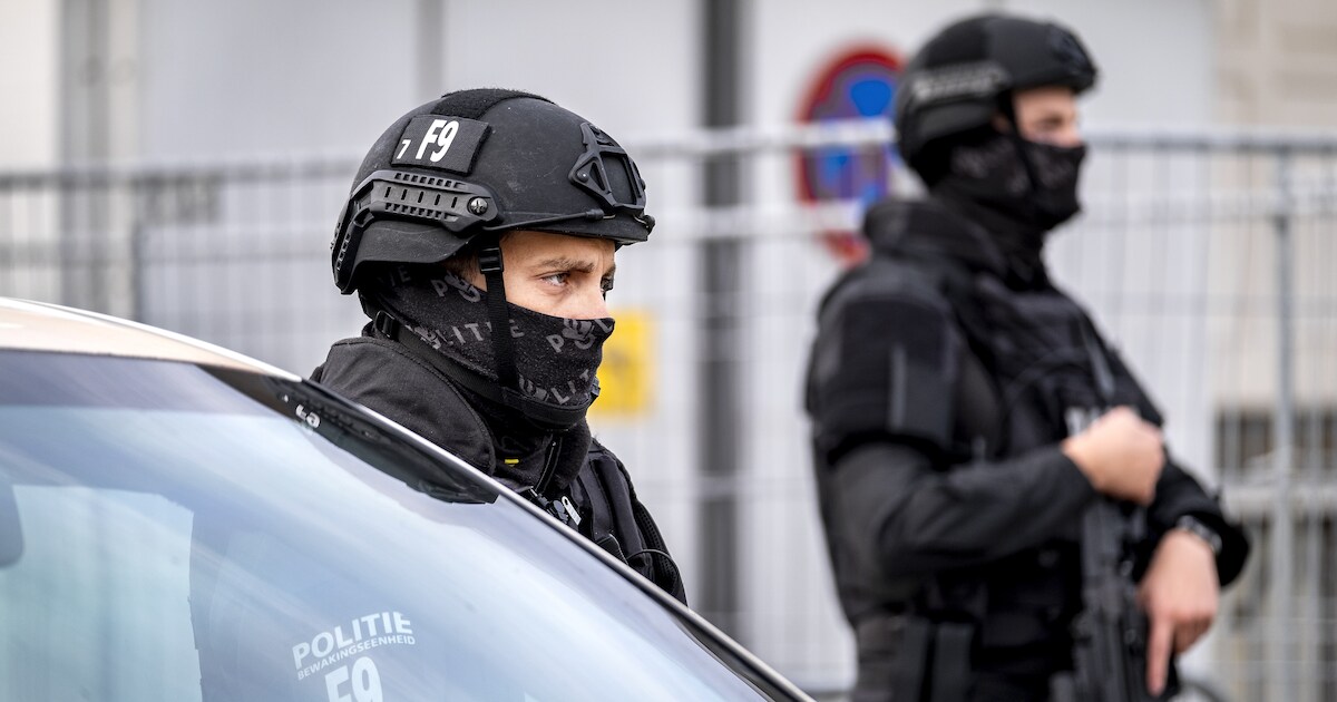 Kroongetuige Nabil B. vanwege veiligheid vermomd en met geschminkt ...