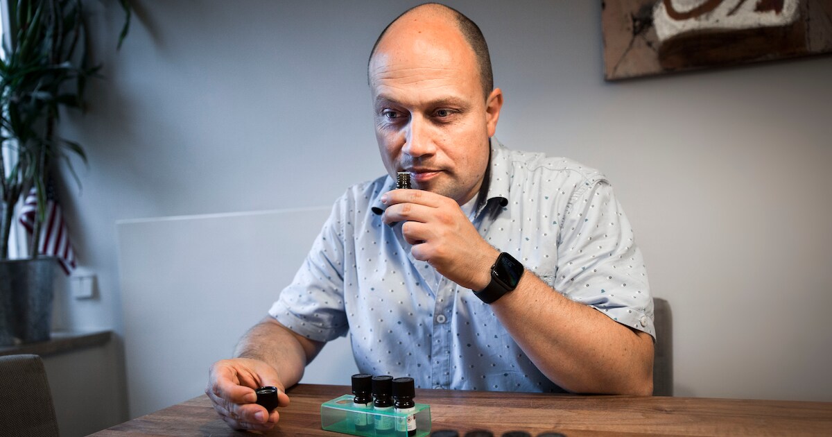 KNO-arts Mark rook wekenlang amper wat na corona, maar geurtraining gaf ...