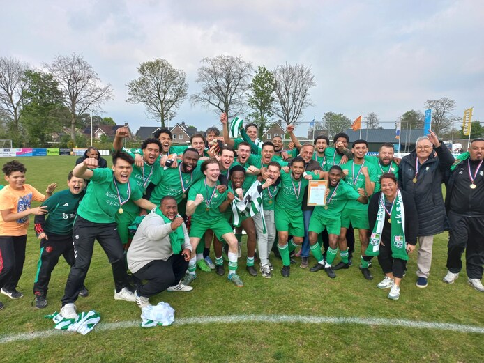 Groen Wit maakt eindelijk korte metten met promotievloek en is kampioen ...