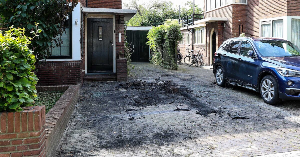Gemeenteraad Leeuwarden leeft mee met burgemeester Buma na autobrand ...