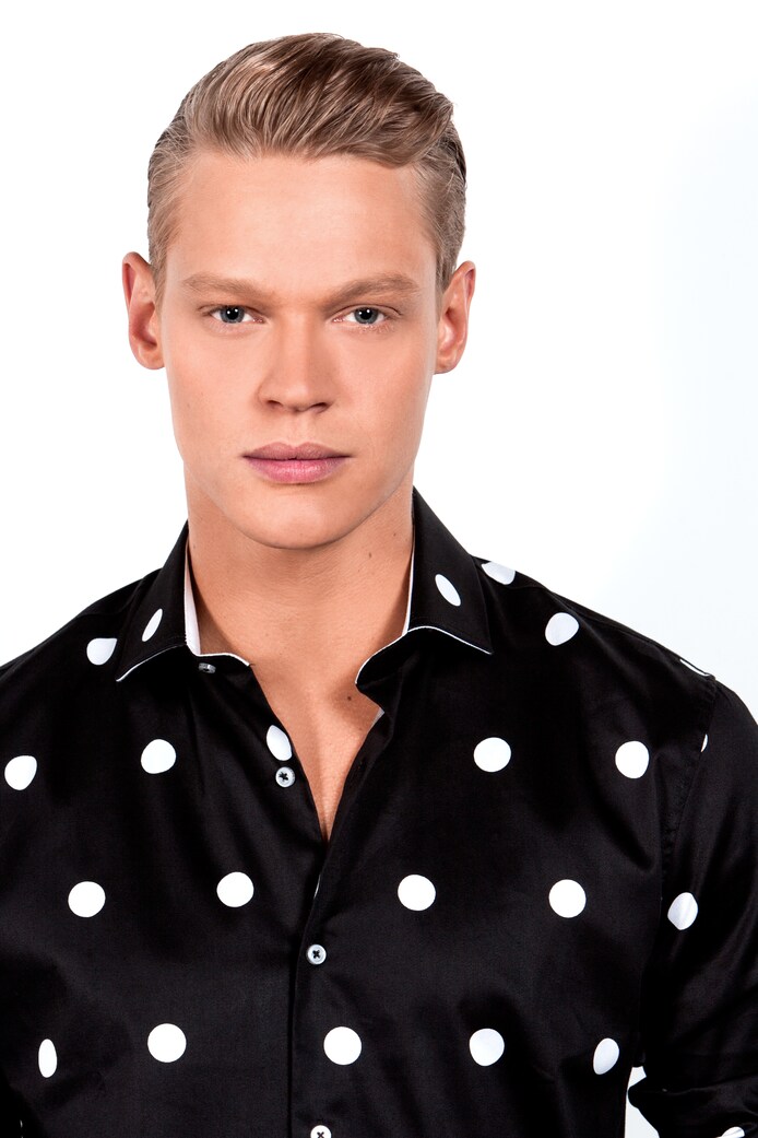 Lucas Sanders terug in GTST: Nou daar ben ik dan weer | TV & Radio | AD.nl