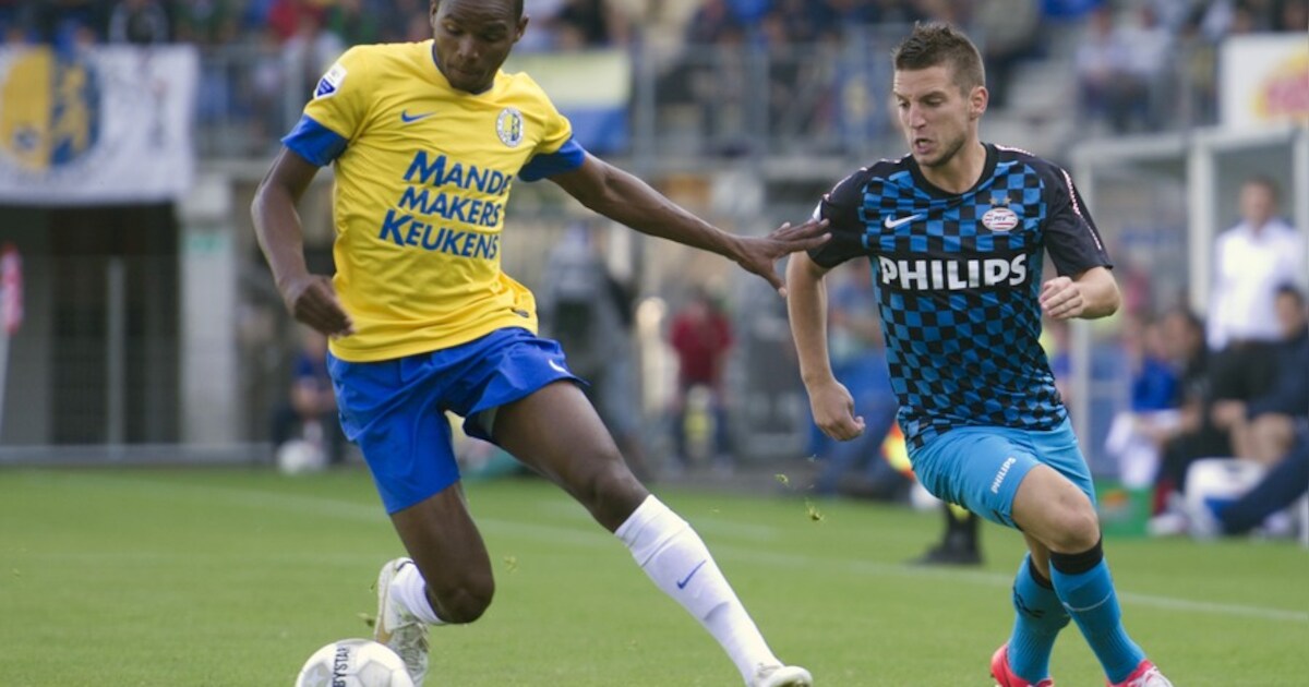 Martina langer bij RKC Waalwijk | Nederlands voetbal | AD.nl