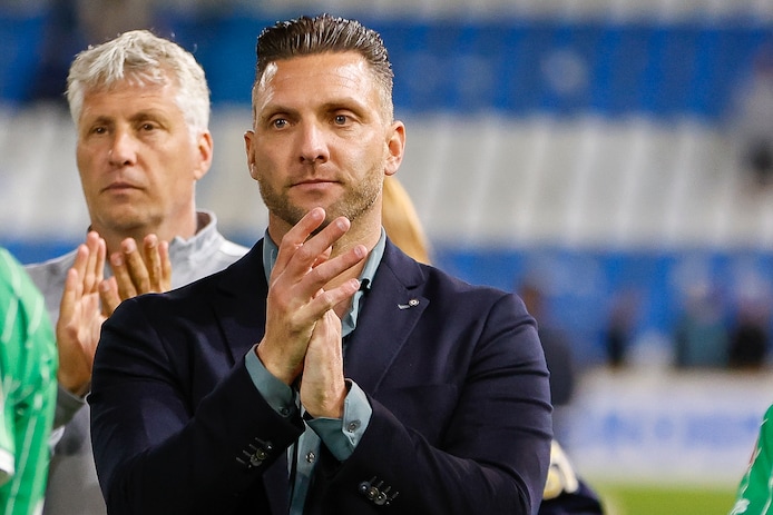 FC Dordrecht-trainer Melvin Boel: ‘Thuis beginnen tegen Willem II is ...