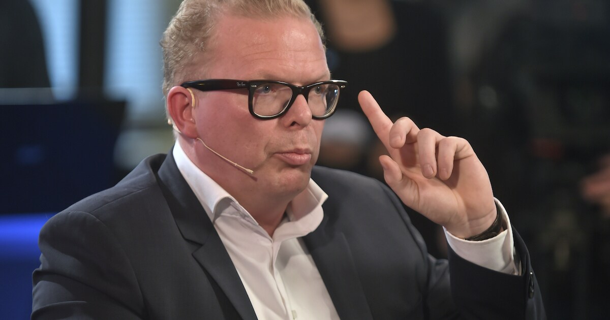 Jan Roos wordt weer columnist | Politiek | AD.nl