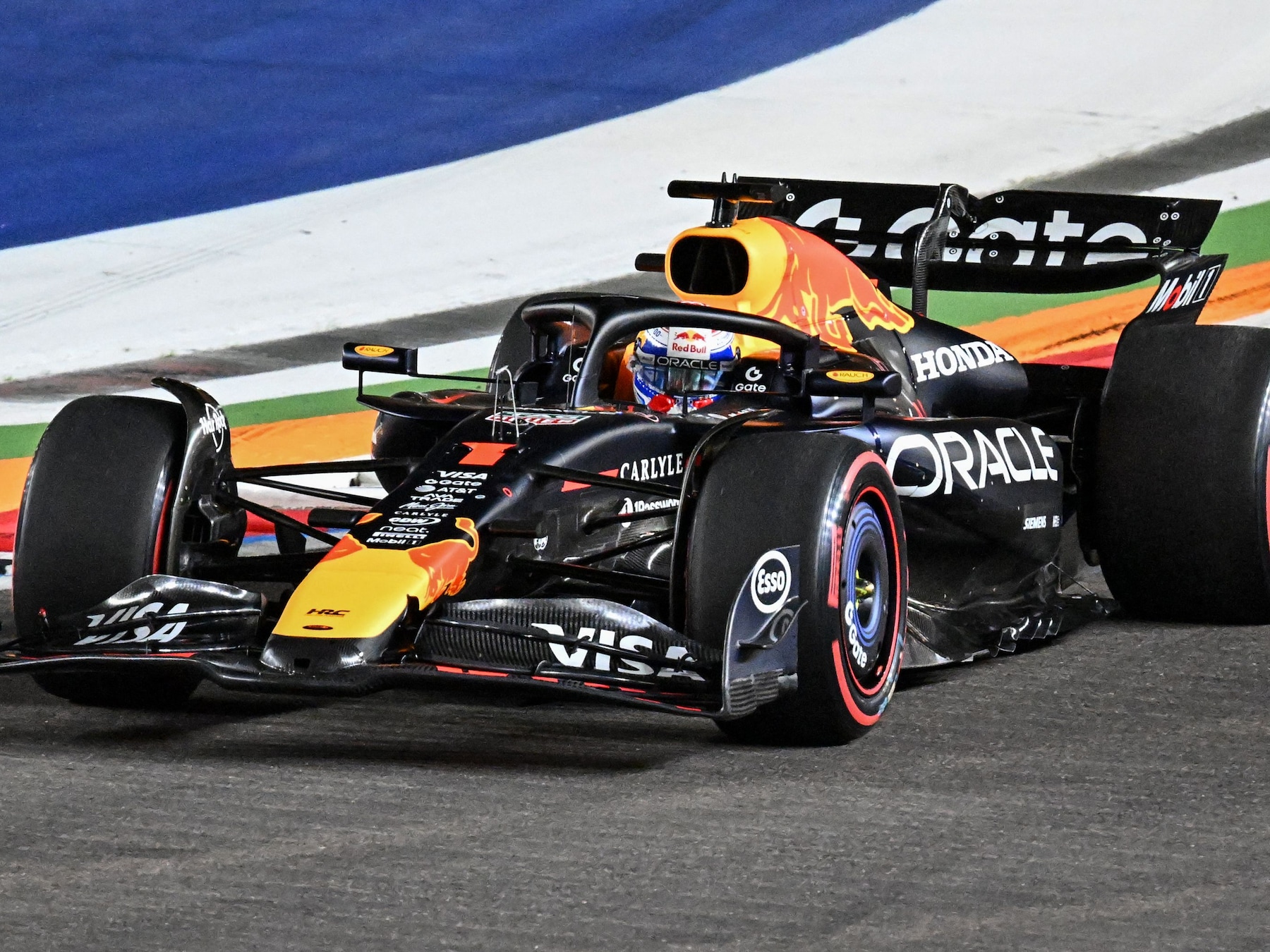 Buitenlandse media zien enorm gat tussen McLaren en team Verstappen ...