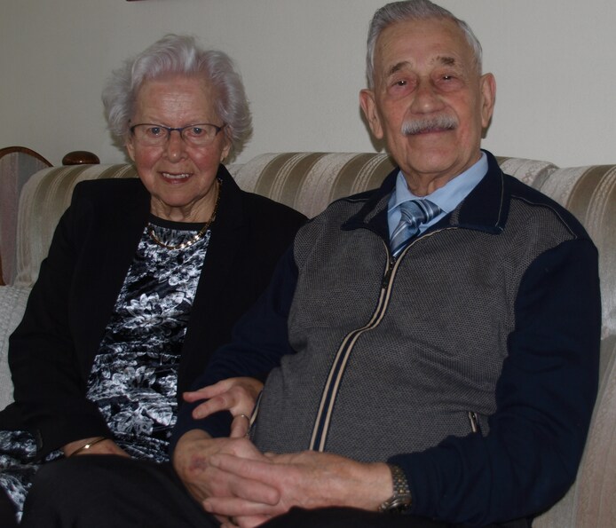 Na 65 jaar nog altijd even verliefd | Alphen | AD.nl