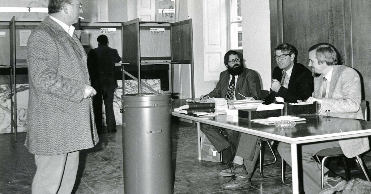 Massale stembusgang bleef in 1979 uit tijdens herindeling op Voorne ...