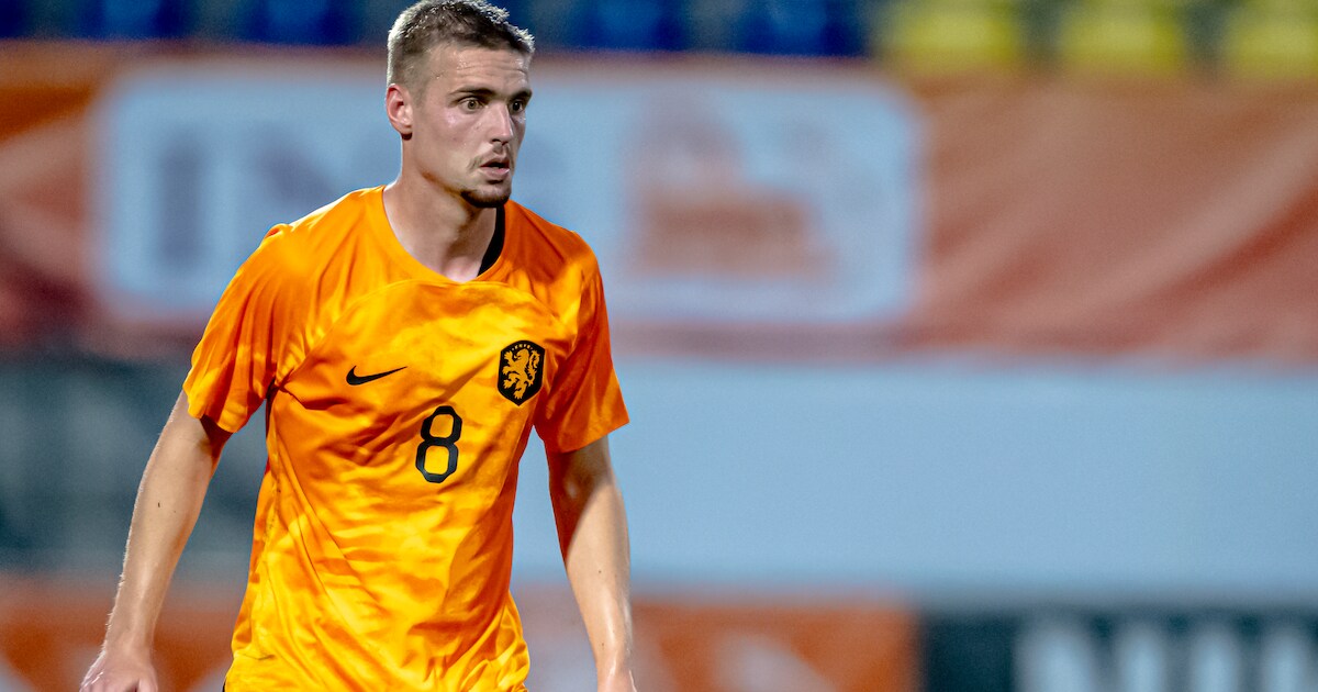 Kenneth Taylor ontsnapt bij Jong Oranje aan Ajax-malaise: ‘Bizar dat we ...