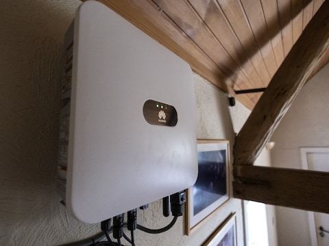 Enexis gaat betalen als je zonnepanelen uit laat zetten | Nieuws | AD.nl