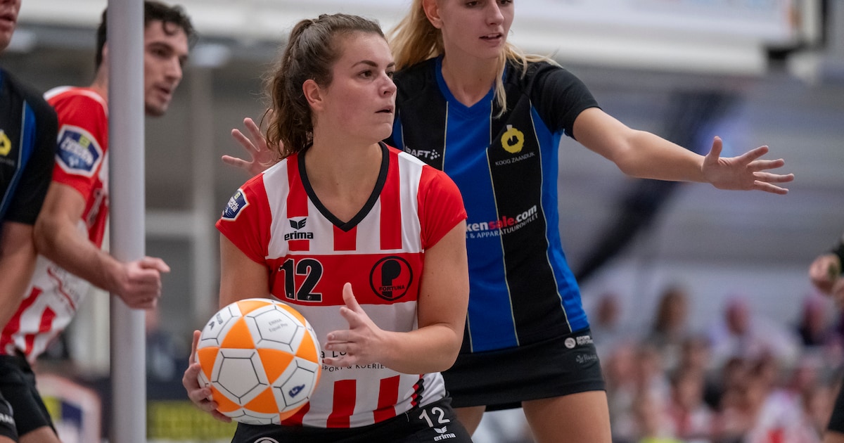 Koploper Fortuna wint laatste duel en stuit in kruisfinale op rivaal en ...