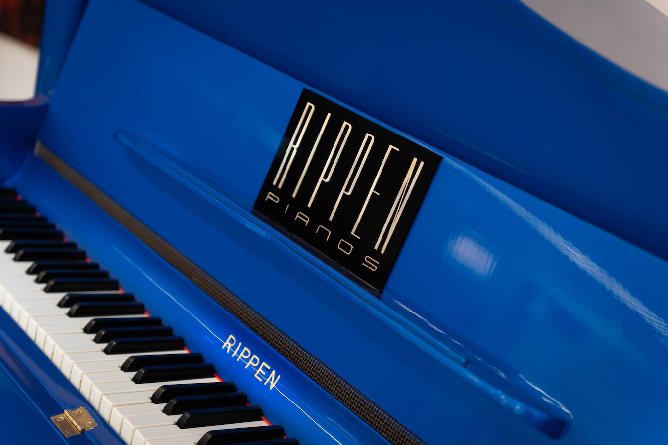 De grootste pianowinkel van Europa zit in Veenendaal: ‘De piano moet ...