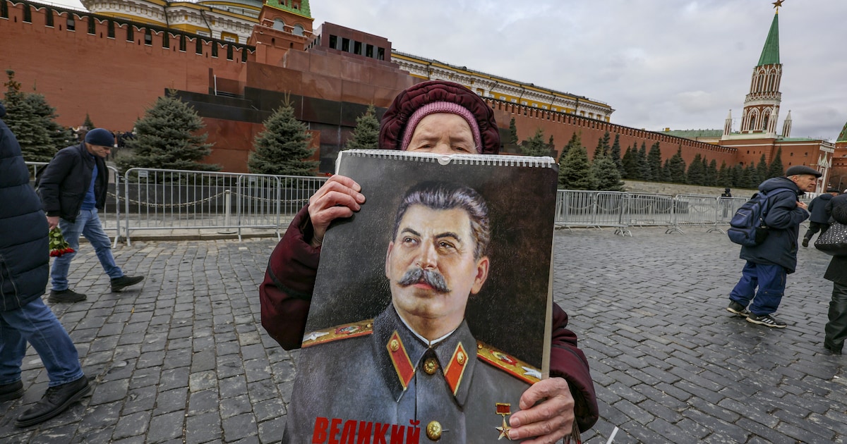 Sommige Russen denken: ‘Jullie in Europa houden niet van Stalin? Dan ...