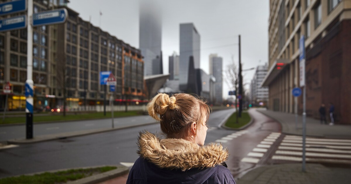 'Ik wilde voor de trein springen' | Rotterdam | AD.nl