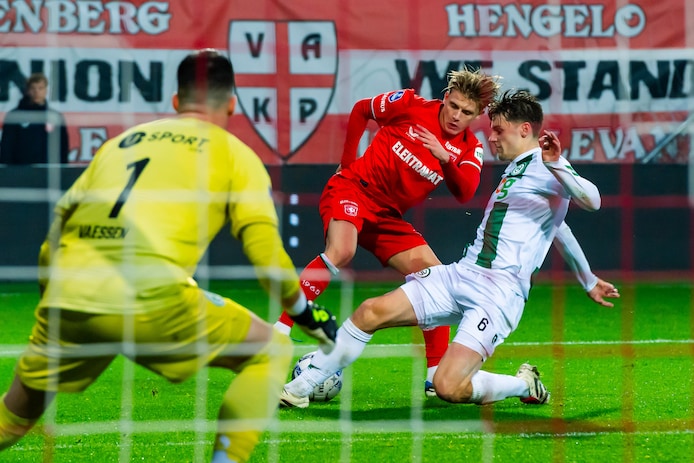 Er is iets waar FC Twente-topscorer Sem Steijn nog blijer van wordt dan ...