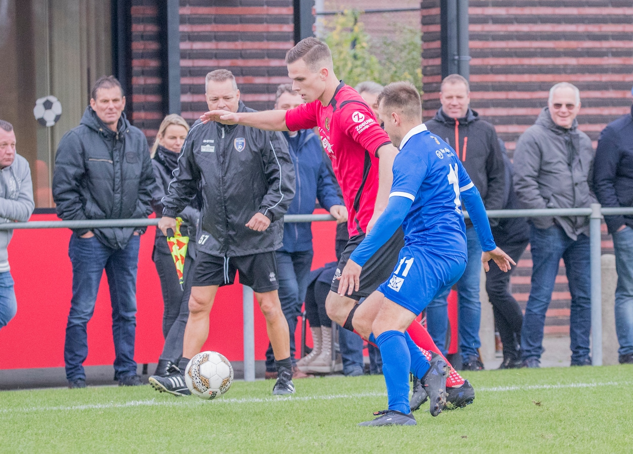 Spelerscarrousel: Milan Jansen van Galen naar FC Dauwendaele, Thomas ...