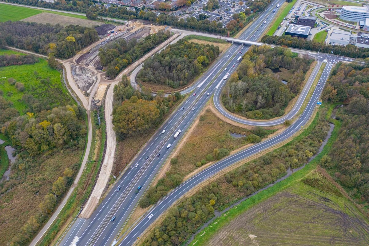 Venray en provincie Limburg tekenen overeenkomst voor N270 | Venray | AD.nl