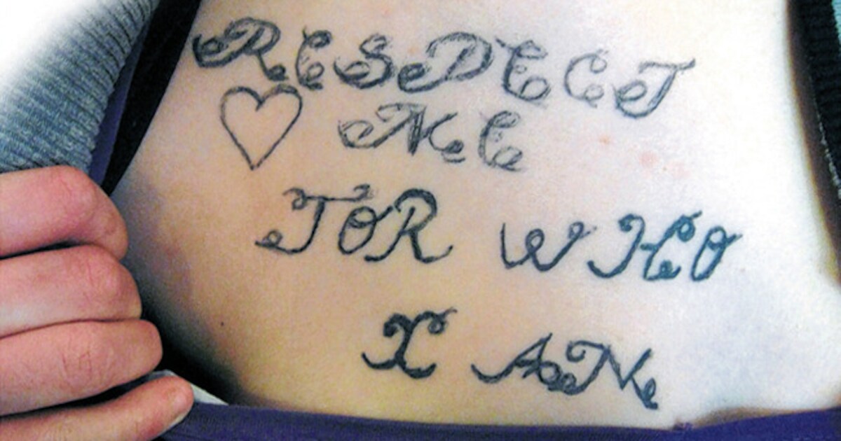 Weghalen loverboy-tattoo te duur voor slachtoffers | Binnenland | AD.nl