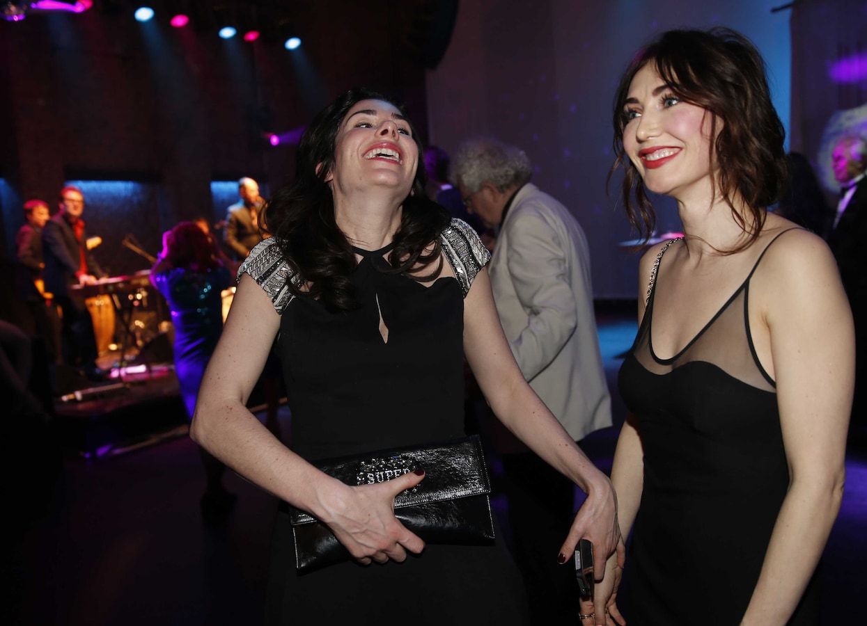 Carice speelt hoofdrol in regiedebuut van hartsvriendin Halina | Foto ...