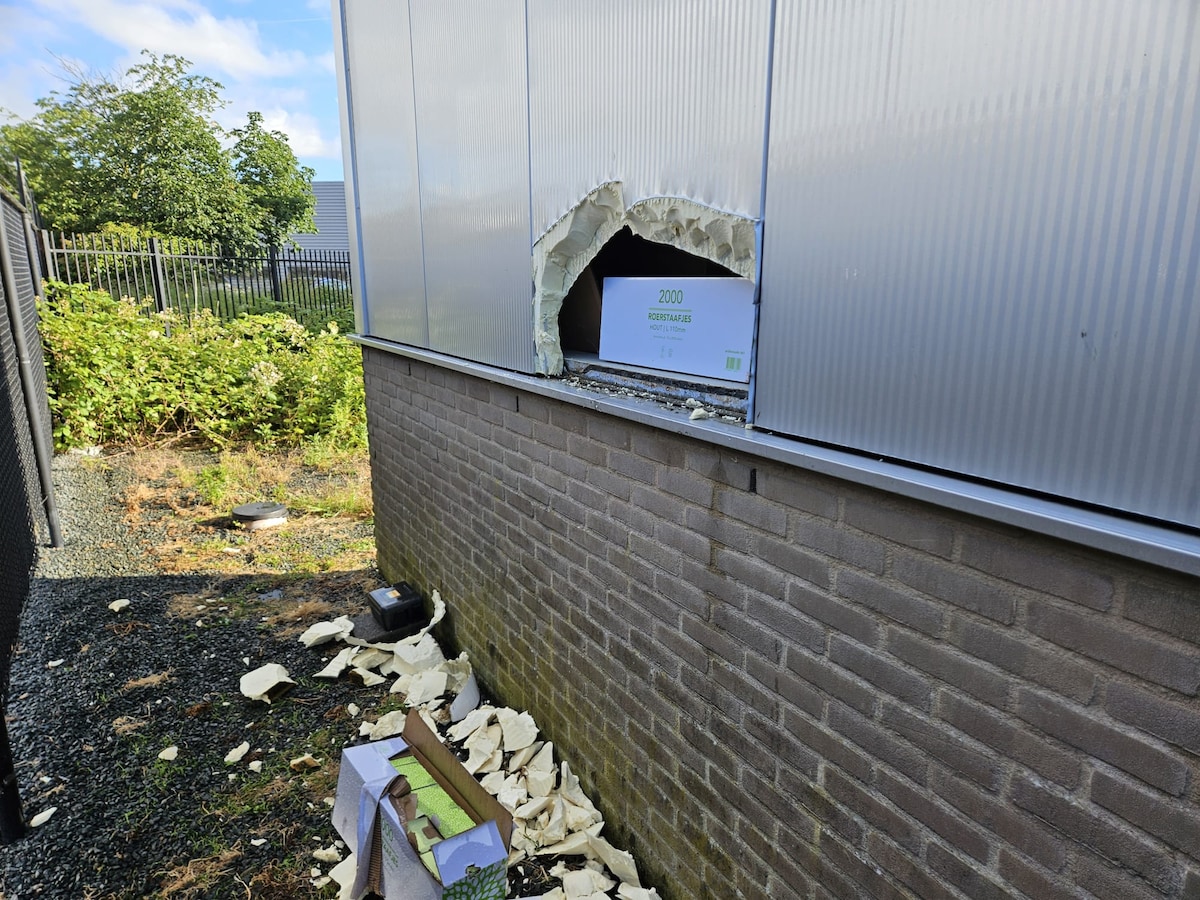 Voor zeker 10.000 euro aan bonen gestolen bij koffiebranderij Van den ...