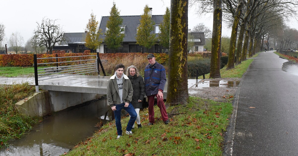 Opheldering gevraagd over brug en pad voor zwaar landbouwverkeer ...
