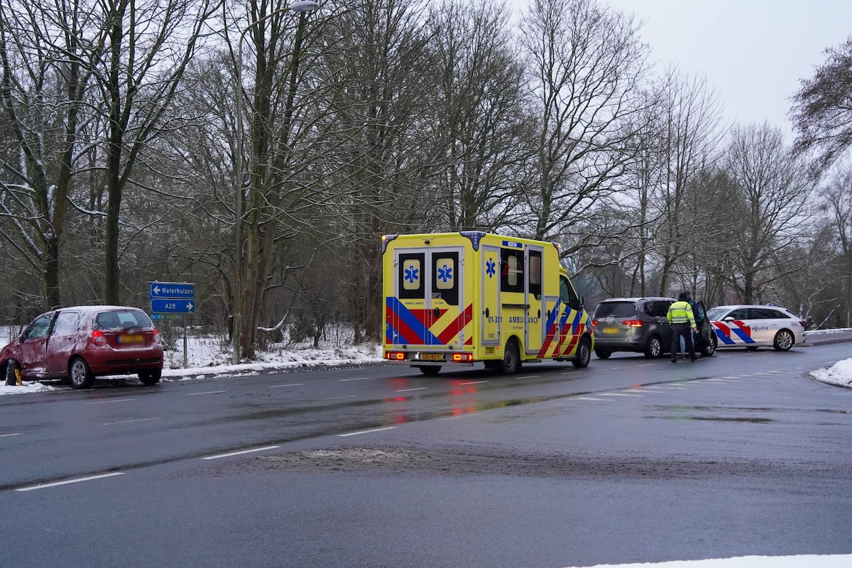 Gewonde bij botsing op het Cantersveen in Haren | 112 nieuws Groningen ...