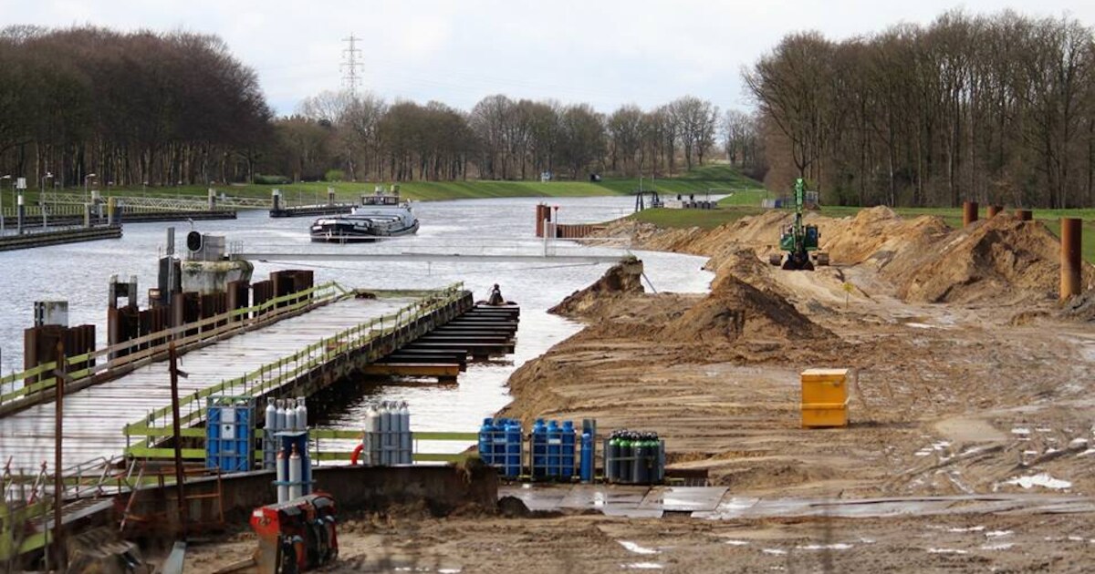Sluis Eefde, knooppunt Hoevelaken op lijst vertraagde projecten door ...