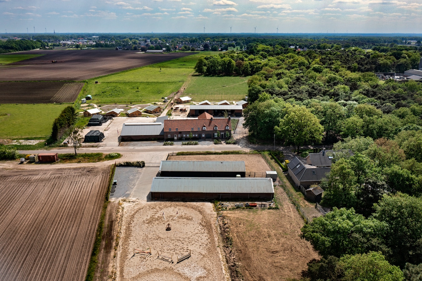 Vrees voor kamelen en zebra’s in Neerkantse tuin is onterecht, vindt ...