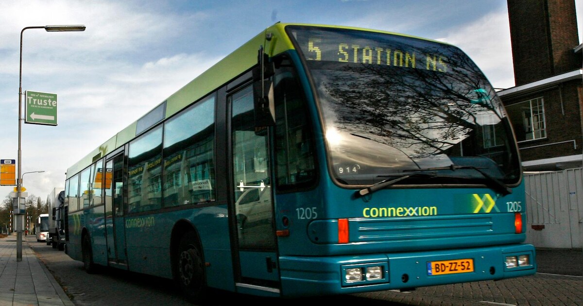 Schoonmakers stelen stadsbus en maken dollemansrit | Amersfoort | AD.nl