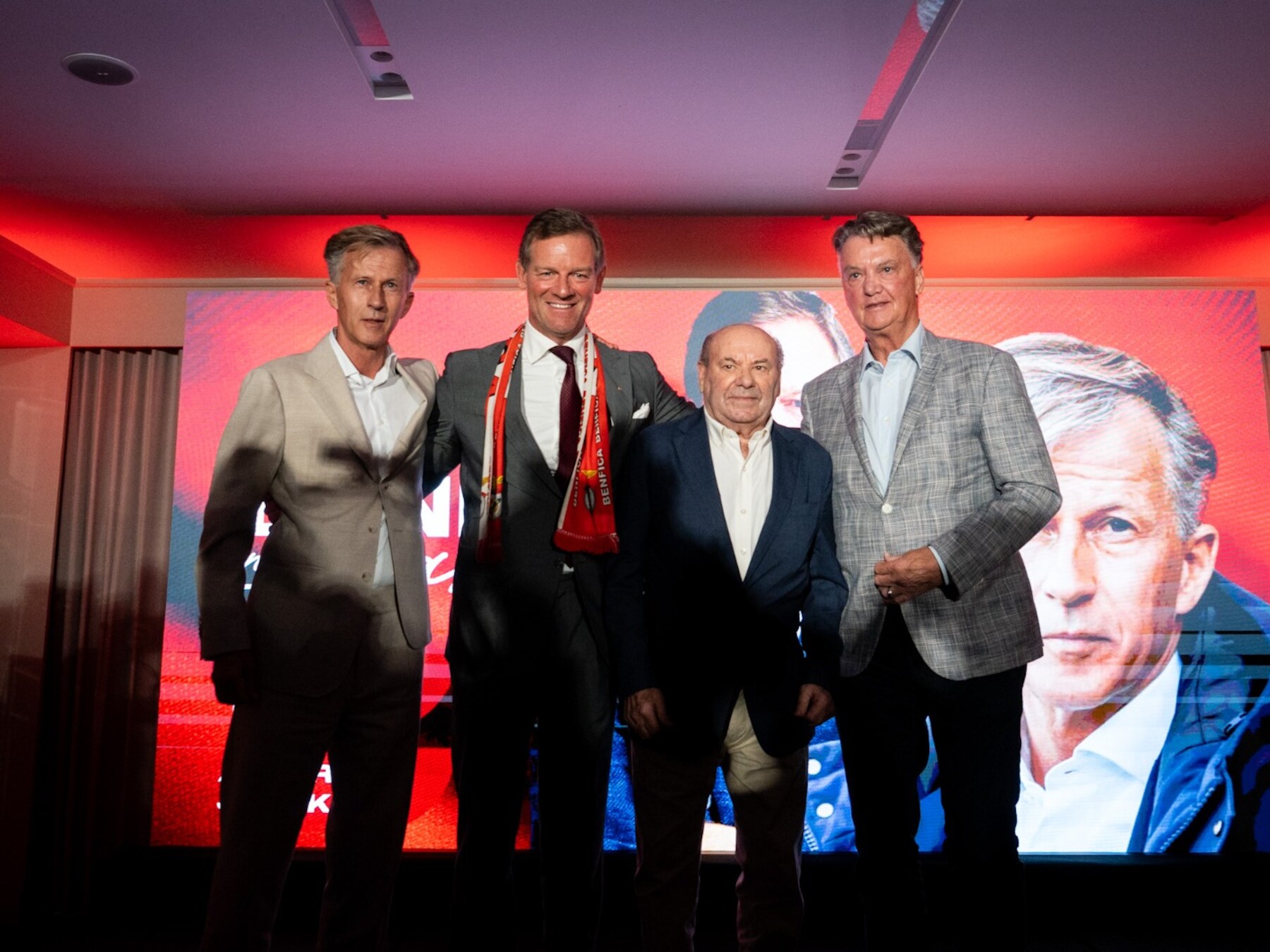 Goed nieuws voor Feyenoord: Sem Steijn keert in aanloop naar clash met ...