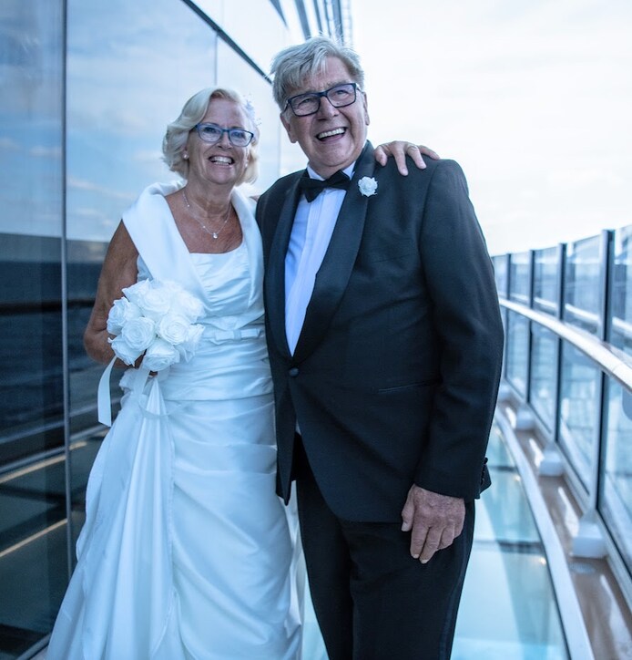 Cees (1950-2024) wilde Gerda verrassen op hun trouwdag: het werd de ...